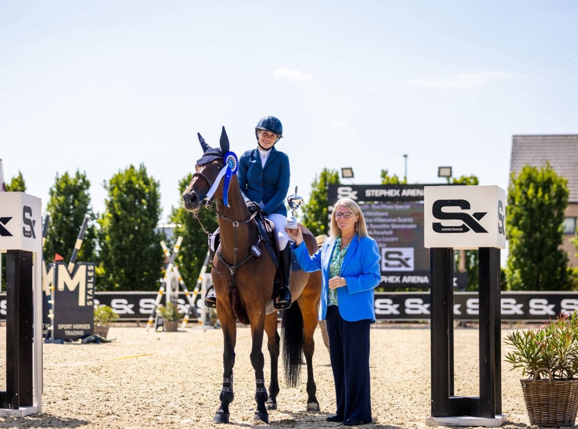 Sofia Westborg collects many clear rounds with Hello HX - News - Hippomundo